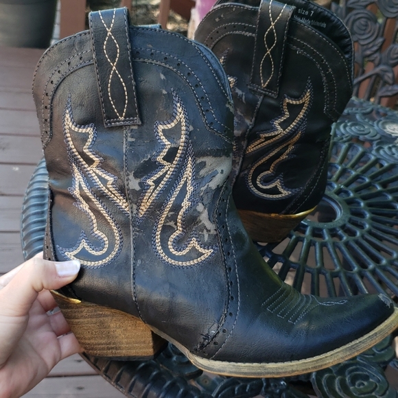 Very Volatile | Shoes | Free W Purchase Of 75 Cowgirl Boots | Poshmark